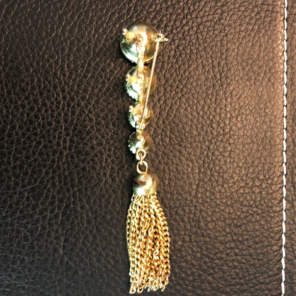 Sarah Coventry | Jewelry | Vintage Sarah Coventry Tassel Signed Logo ...